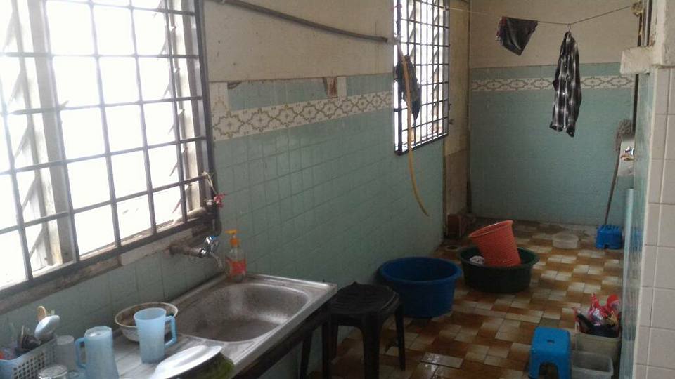 TERES SETINGKAT TAMAN BUNGA RAYA, BUKIT BERUANG (NONBUMILOT) - Zprop Team