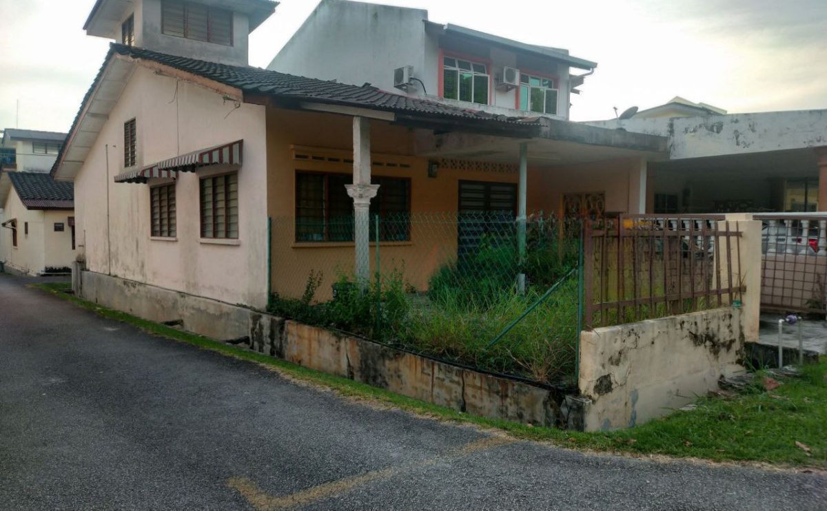 TERES SETINGKAT ENDLOT TAMAN BUNGA RAYA, BUKIT BERUANG MELAKA - Zprop Team