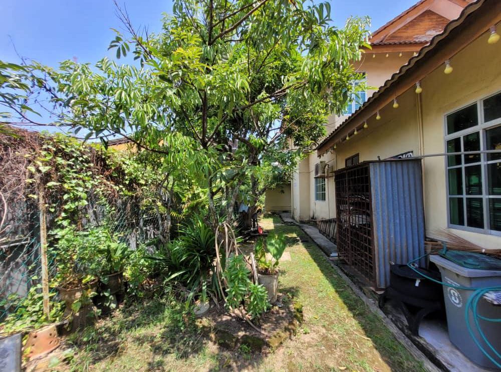 BANGLO DUA TINGKAT LORONG IKHLAS, KAMPUNG BAHARU, MUAR JOHOR - Zprop Team