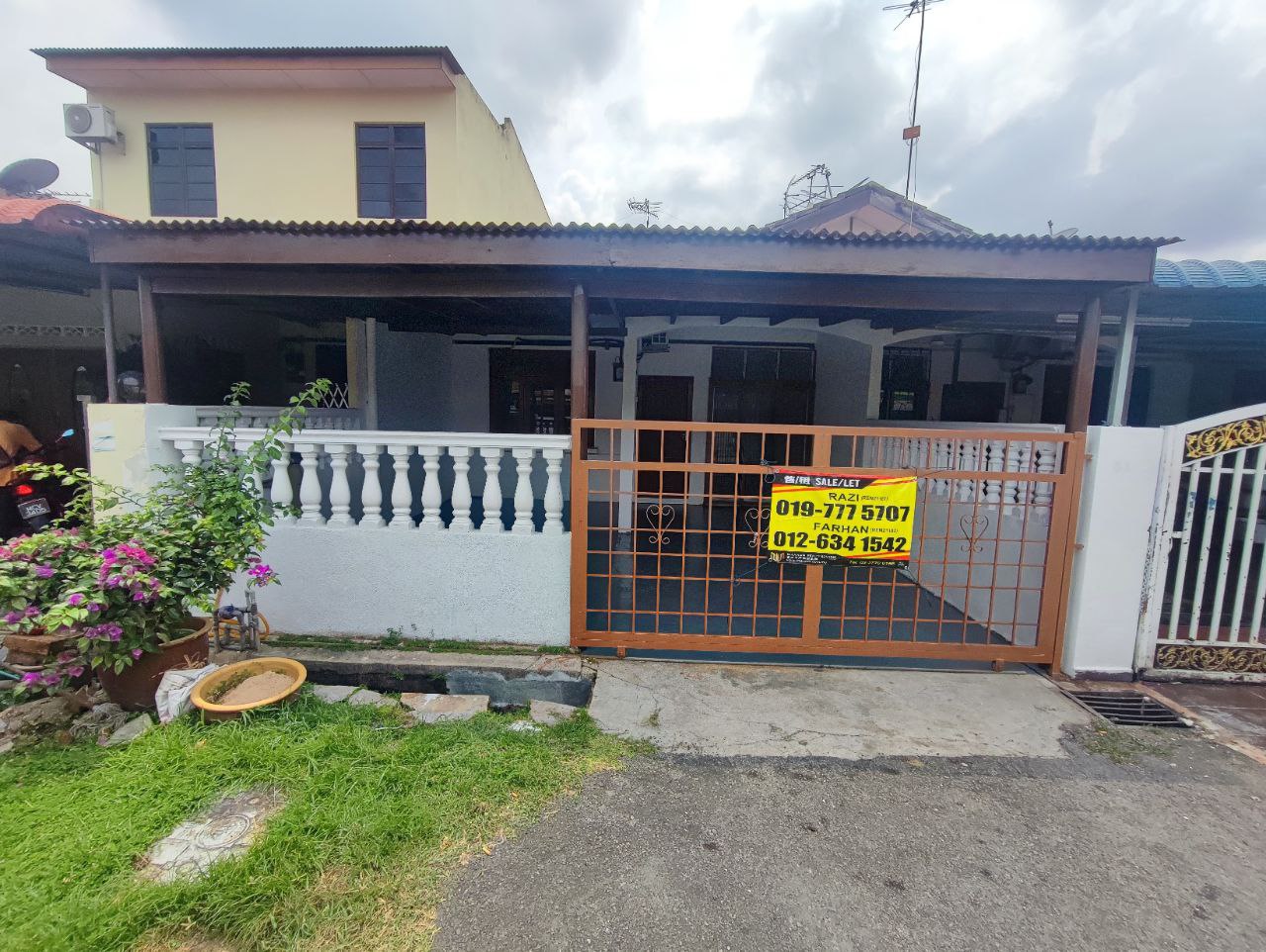 TERES SETINGKAT TAMAN SERI CEMPAKA, PERINGGIT MELAKA (BELOW MARKET ...